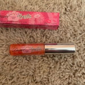 Jessica Simpson | Makeup | Jessica Simpson Dessert Treats Bubble Gum ...